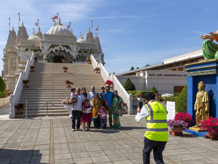 BAPS Shri Swaminarayan Mandir, London
