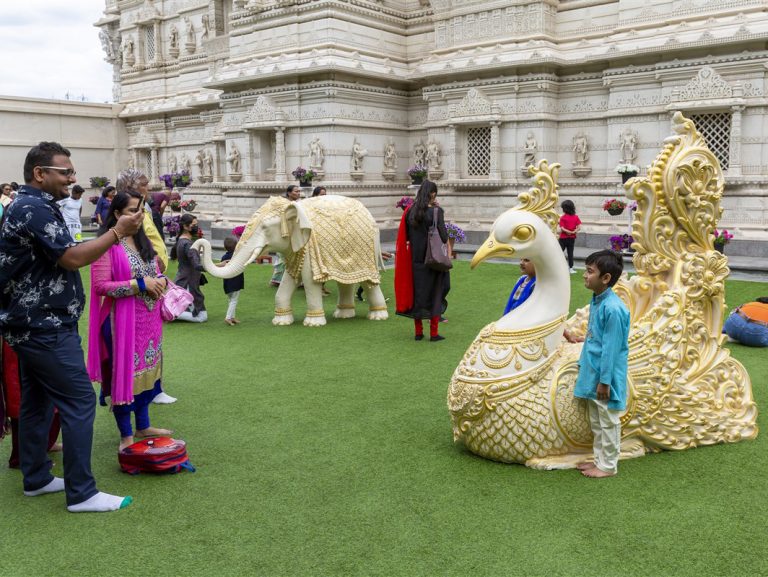 BAPS Shri Swaminarayan Mandir, London